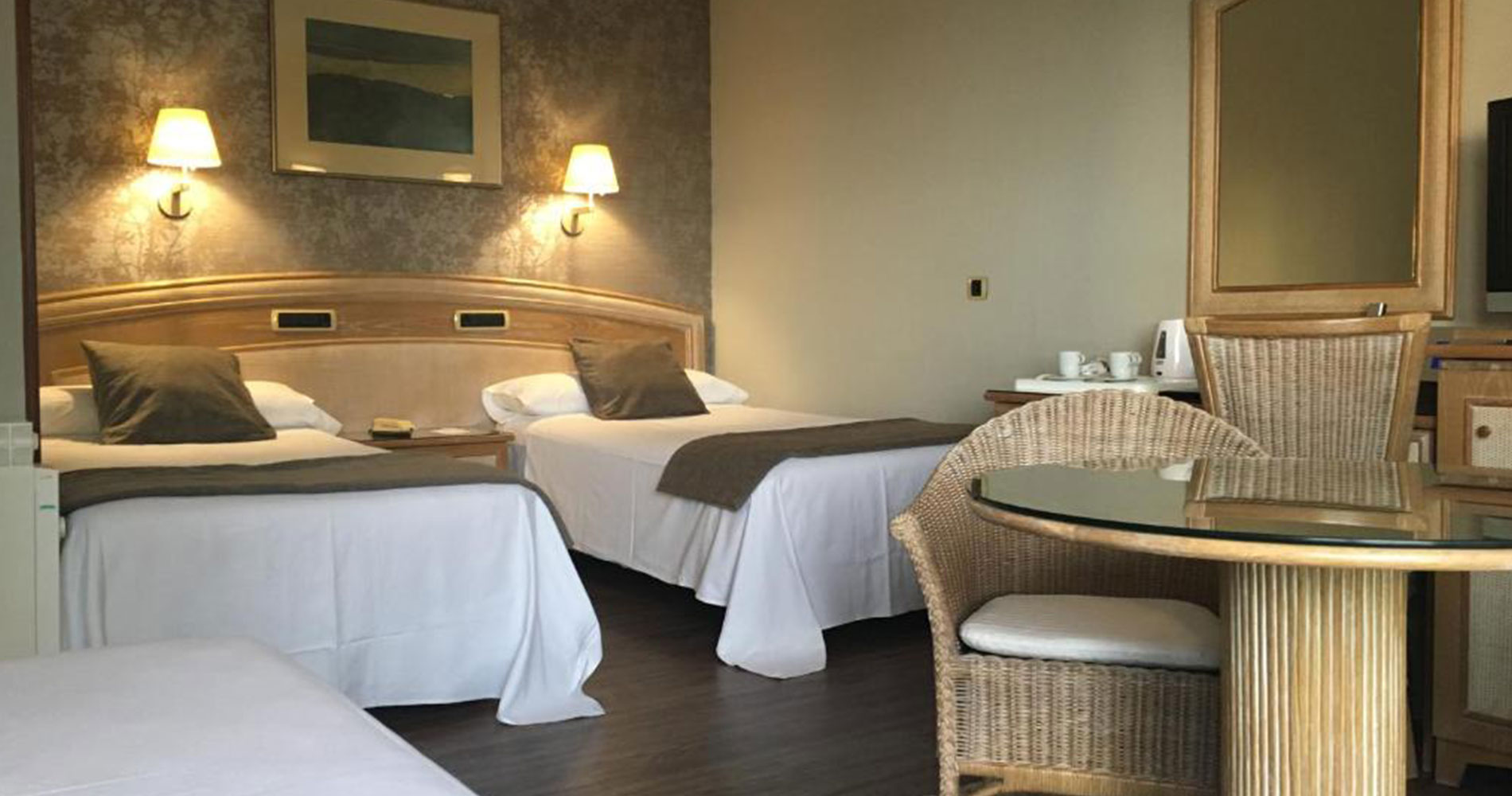 Hotel Las Rocas Playa en Castro Urdiales - Web oficial